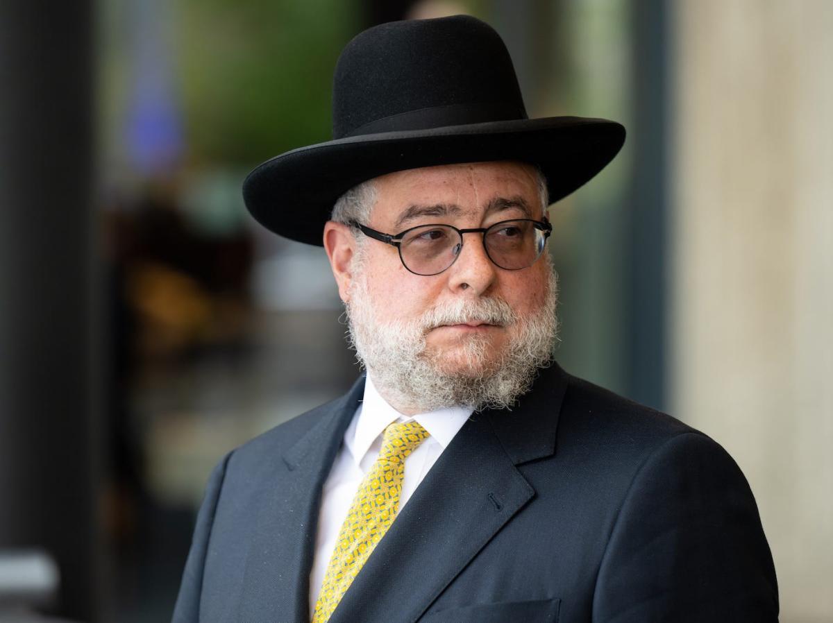 Foreign Agent // A conversation with the exiled chief rabbi of Moscow ...